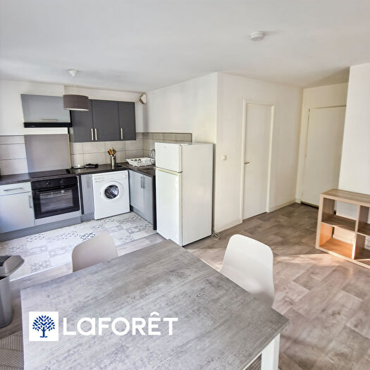 Appartement 2 pièces à Dammarie-les-Lys, LAbbaye du Lys, Centre-ville, Soubiron, à louer