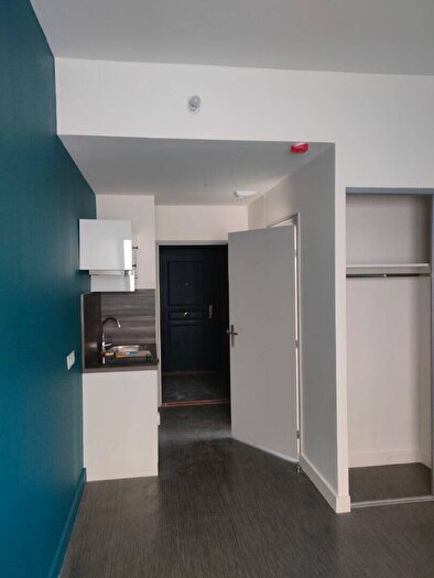 Appartement à louer - Laon Zola-Neufchâtel-Orgeval, Reims - 1 pièce