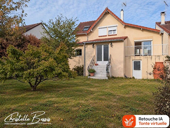 Villecresnes : Maison 6 pièces à vendre