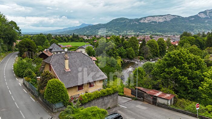 Maison 7 pièces à vendre - Saint-Pierre-en-Faucigny