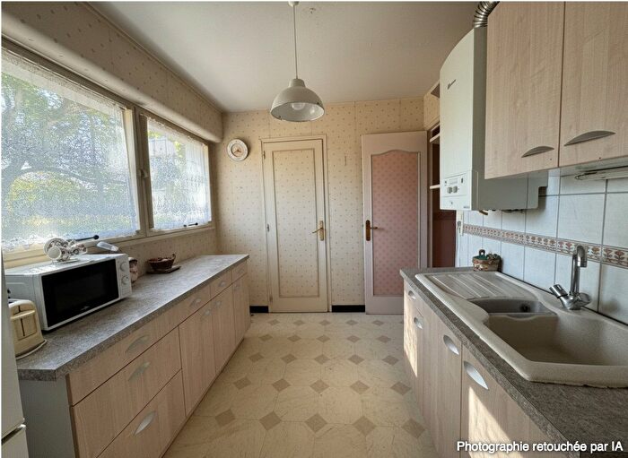 Appartement 3 pièces à vendre à Saint-Jean-de-la-Ruelle, Charles Beauhaire, Paul Doumer, Mairie