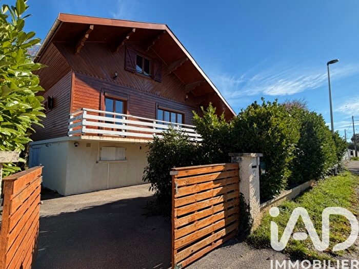 Maison à vendre - Saint-Laurent-de-Mure - 4 pièces - 3 chambres