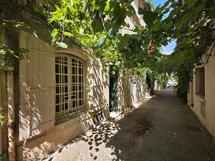 Maison 12 pièces à vendre à Arles, Centre-ville