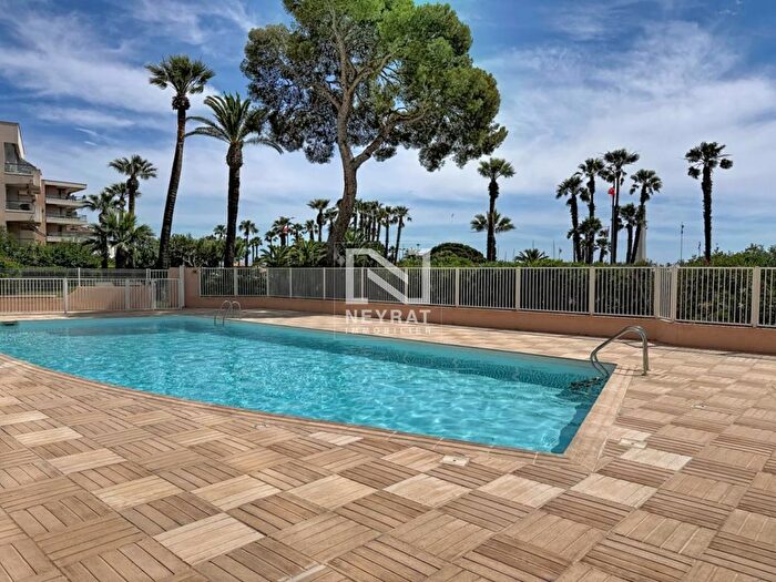 Appartement 1 pièce à vendre - Saint-Raphaël, Plateau Notre-Dame