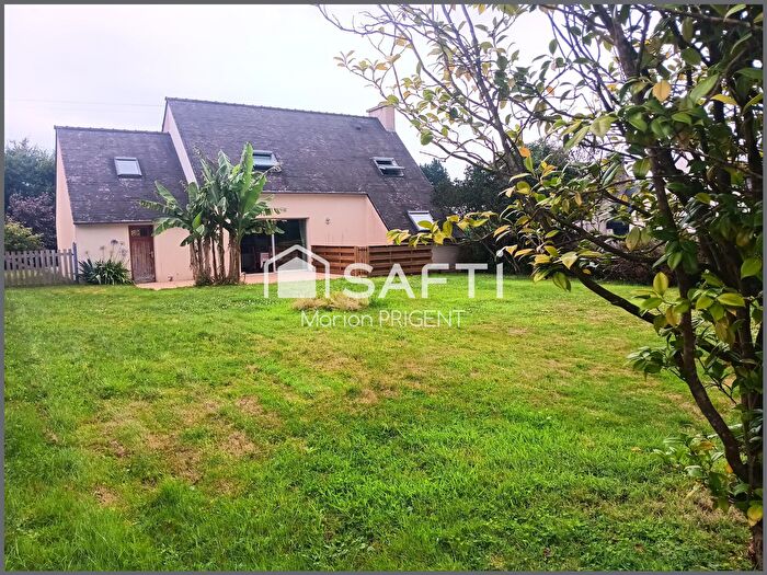 Maison 7 pièces à vendre à Plougar