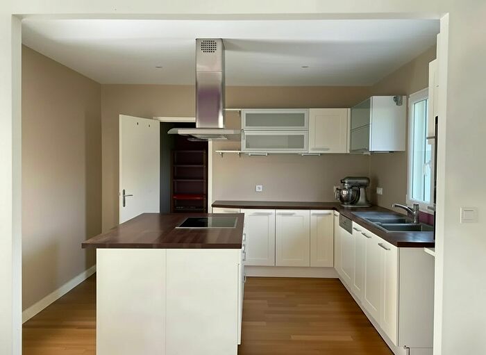 Maison 9 pièces à vendre - Saint-Cyr-sur-Loire