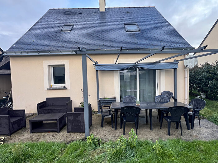 Maison à vendre - Saint-Clément-de-la-Place - 5 pièces - 3 chambres