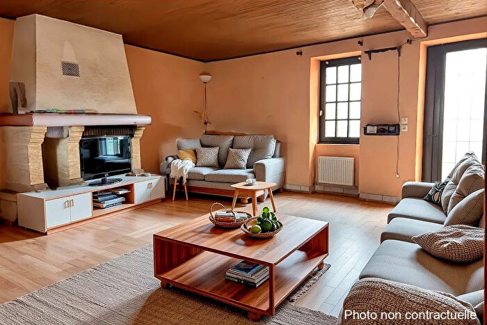 Maison à vendre - Saint-Étienne-de-Mer-Morte - 6 pièces - 2 chambres