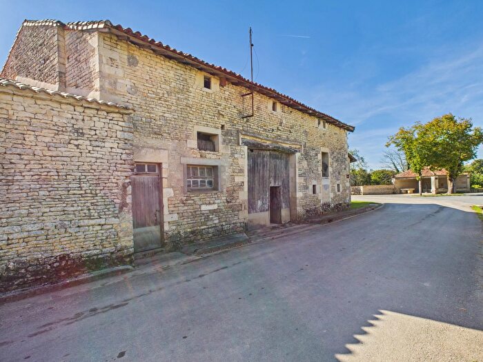 Maison à vendre - Bessé - 1 pièce