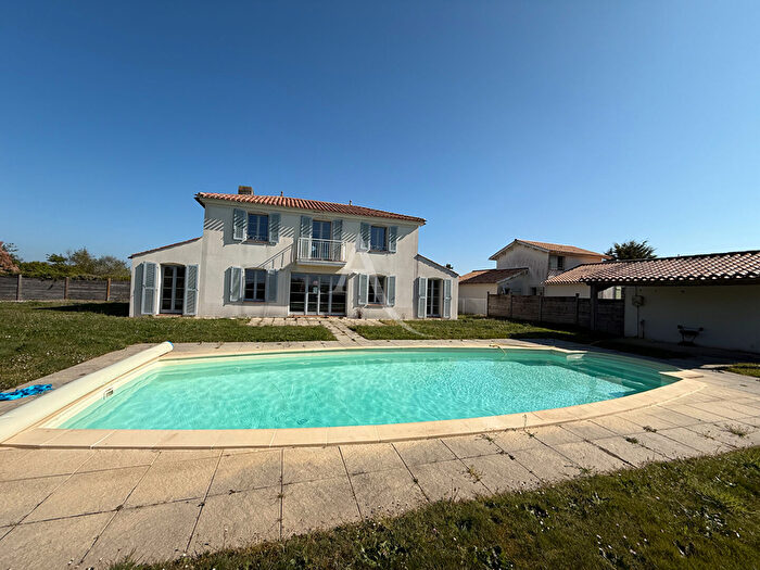 Maison 6 pièces à L'Aiguillon-sur-Vie, à vendre
