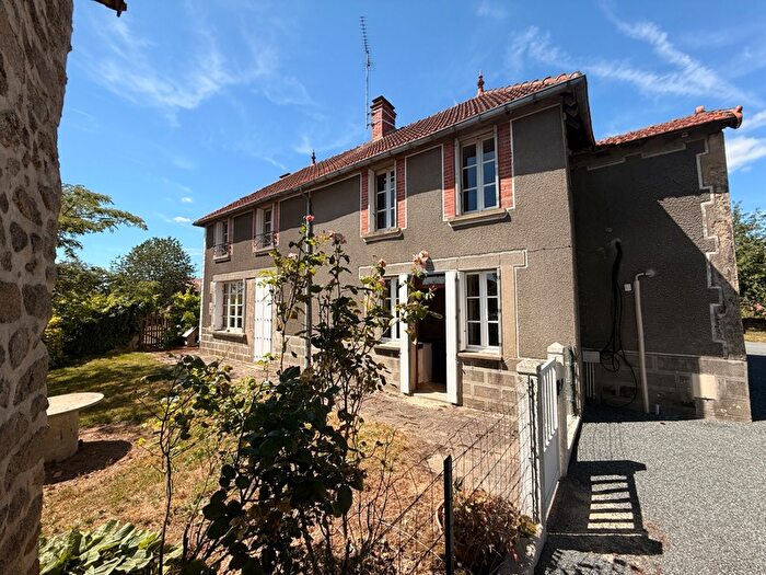 Maison 7 pièces à Crozant, à vendre