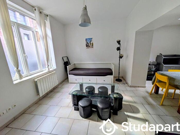 Maison à louer - Vieux Lille - 4 pièces - 1 chambre