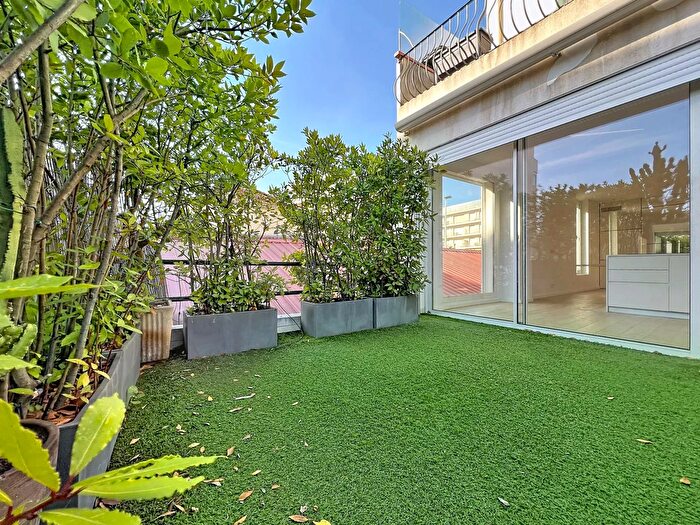 Appartement à vendre - Cannes, Pointe Croisette - 3 pièces - 2 chambres