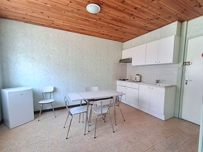 Appartement à vendre - Port-la-Nouvelle - 1 pièce - 1 chambre