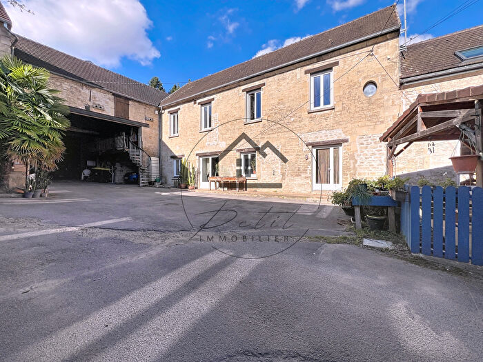 Maison à vendre - Cires-lès-Mello - 10 pièces - 6 chambres