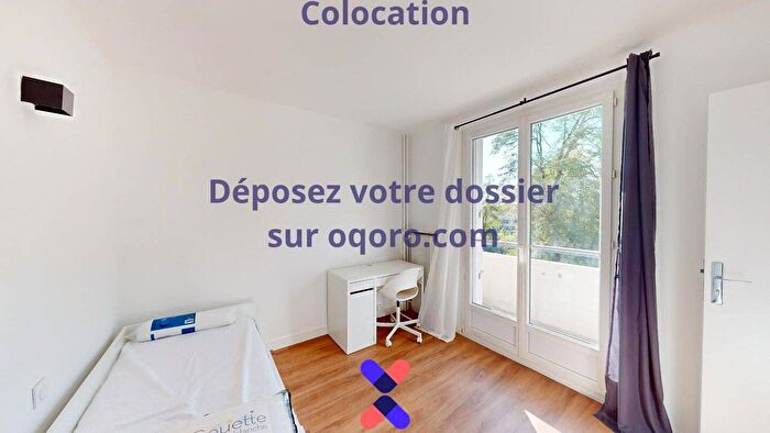 Appartement à louer - Montjoyeux, Tours - 5 pièces - 4 chambres