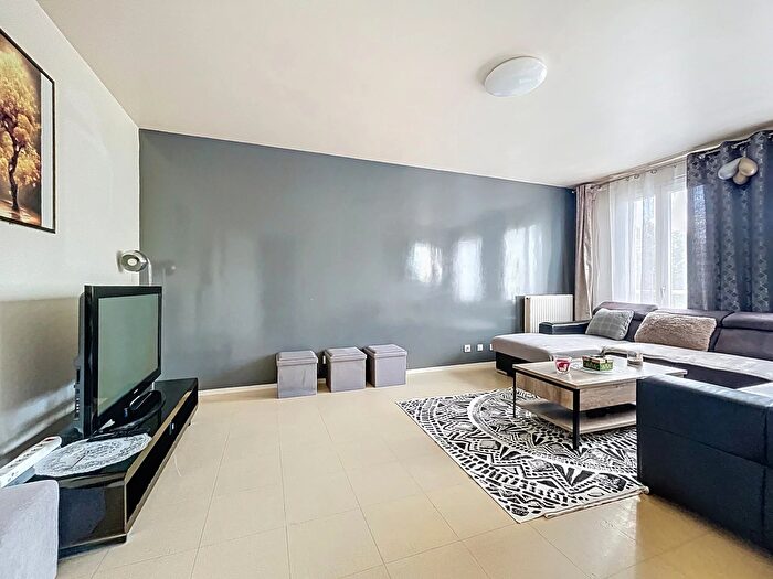Élancourt, Les Nouveaux Horizons, Les Mares : Appartement 2 pièces à vendre