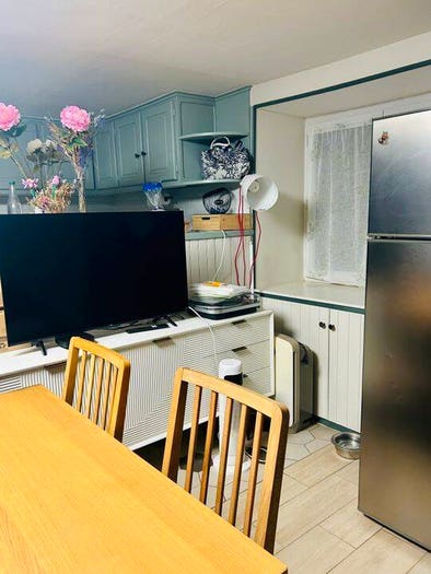 Bobital : Appartement 1 pièce à louer