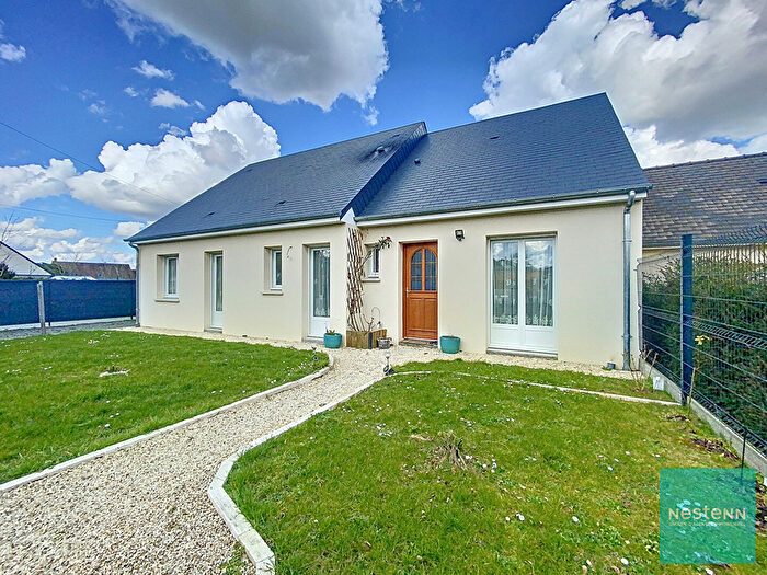 Maison à vendre - Chargé - 5 pièces - 3 chambres