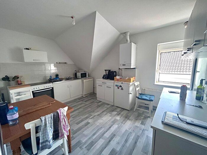 Appartement 3 pièces à Village-Neuf, à louer
