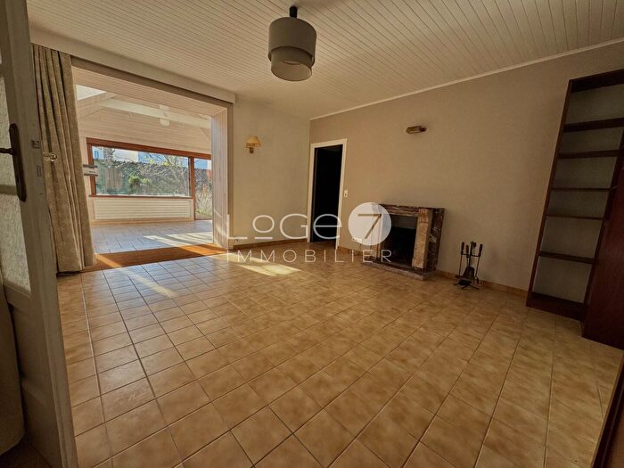 Maison à louer - Lanester - 5 pièces - 3 chambres