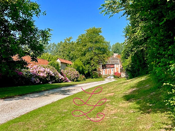 Maison 19 pièces à Tortefontaine, à vendre