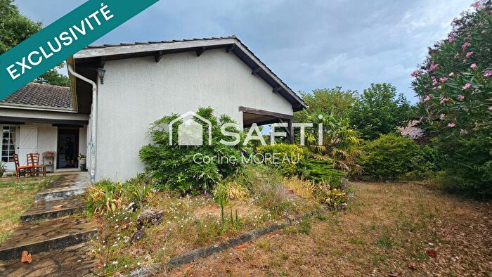Angoulême, Saint-Ausone, Saint-Martin : Maison 5 pièces à vendre
