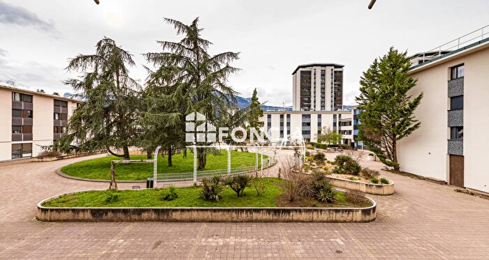 Appartement à vendre - Grenoble, Village Olympique - 3 pièces - 2 chambres