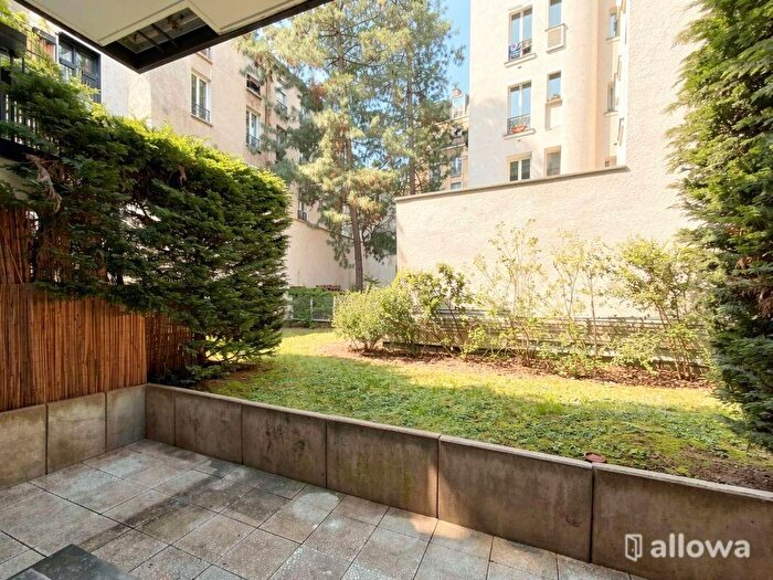 Clignancourt-Jules Joffrin, Paris 18ème arrondissement : Appartement 1 pièce à louer