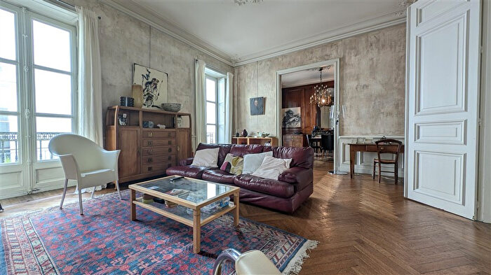 Appartement à vendre - Nantes, Centre-ville - 6 pièces - 3 chambres