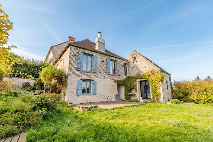 Maison à vendre - Oinville-sur-Montcient - 7 pièces - 4 chambres