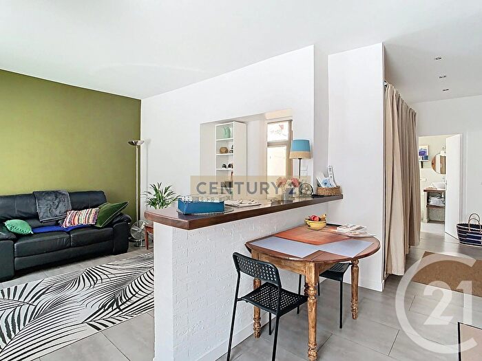 Appartement 4 pièces à Perpignan, La Gare, à vendre