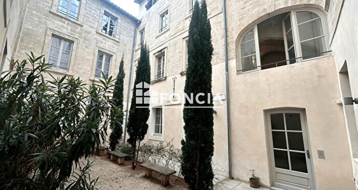Appartement à vendre - Avignon, Palais des Papes, Zone Piétonne - 2 pièces - 1 chambre