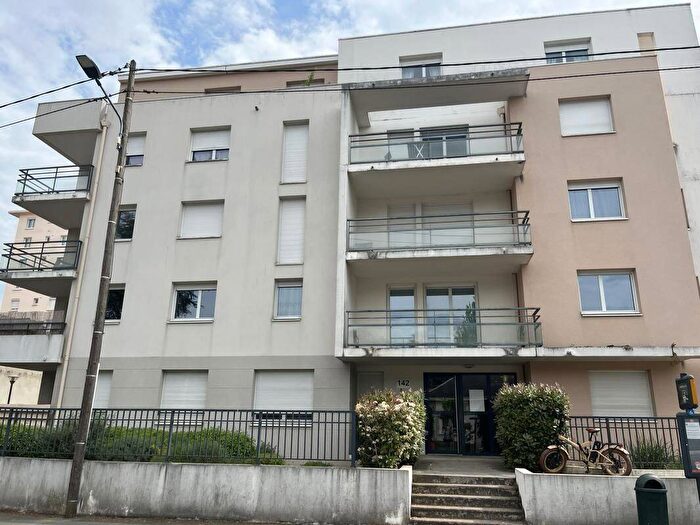 Centre, Angers : Appartement 2 pièces à louer