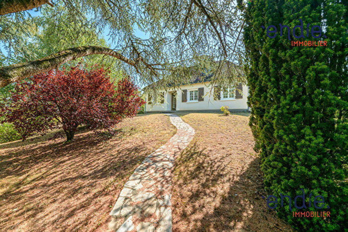 Maison 6 pièces à Bléré, à vendre