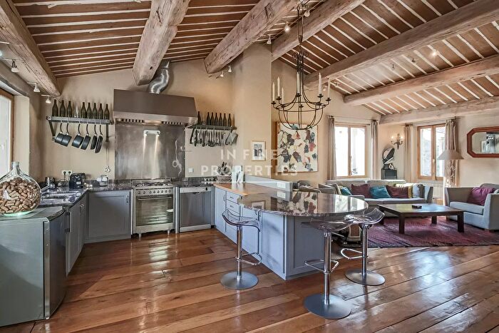 Maison à vendre - Valbonne, Village - 6 pièces - 2 chambres