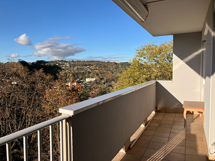 Appartement à vendre - Oullins, Glacière, Montmein - 4 pièces - 2 chambres