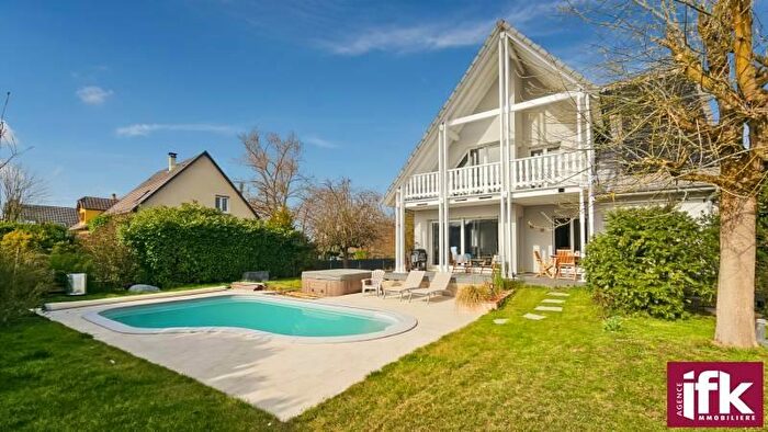 Maison à vendre - Sundhoffen - 6 pièces - 4 chambres