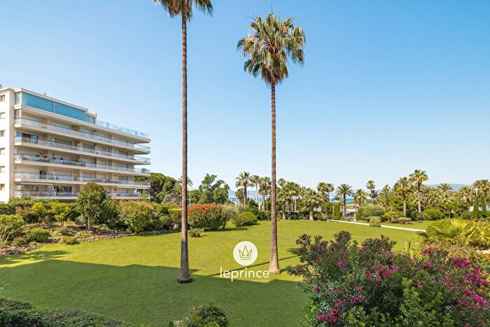 Appartement 5 pièces à vendre à Cannes, Pointe Croisette
