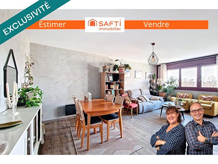 Appartement à vendre - Villefontaine, Servenoble - 5 pièces - 4 chambres