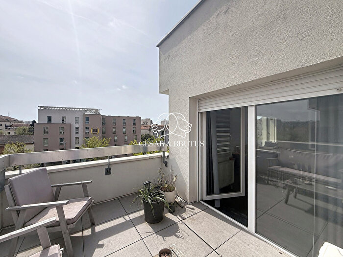 Appartement 3 pièces à Lyon 8ème, Grand Trou, Moulin à vent, Petite Guille, à vendre