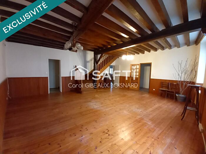 Maison à vendre - Marboué - 9 pièces - 6 chambres