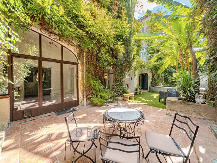 Maison à vendre - Marsillargues - 10 pièces - 6 chambres