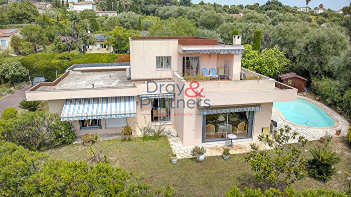 Maison à vendre - La Colle-sur-Loup - 6 pièces - 5 chambres
