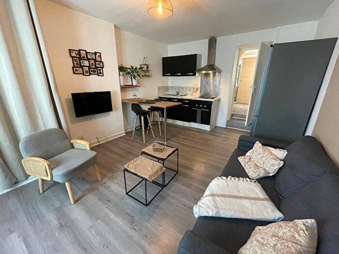 Bénédictins-Montplaisir, Limoges : Appartement 2 pièces à louer