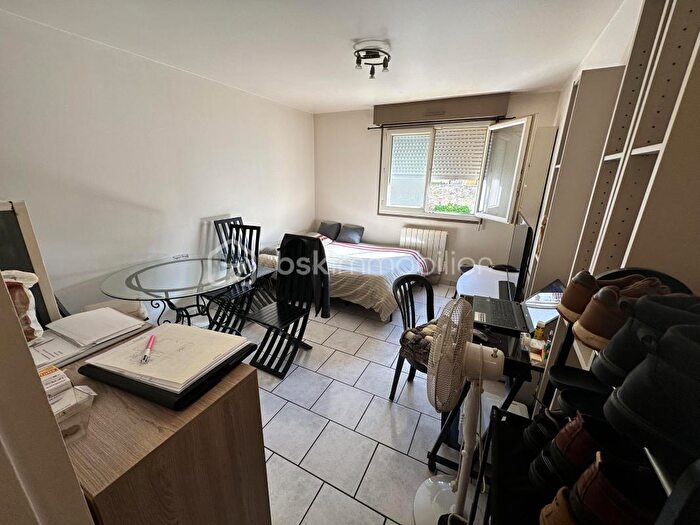 Appartement à vendre - Ozoir-la-Ferrière, Vieux village, Armainvilliers, Notre Dame - 1 pièce