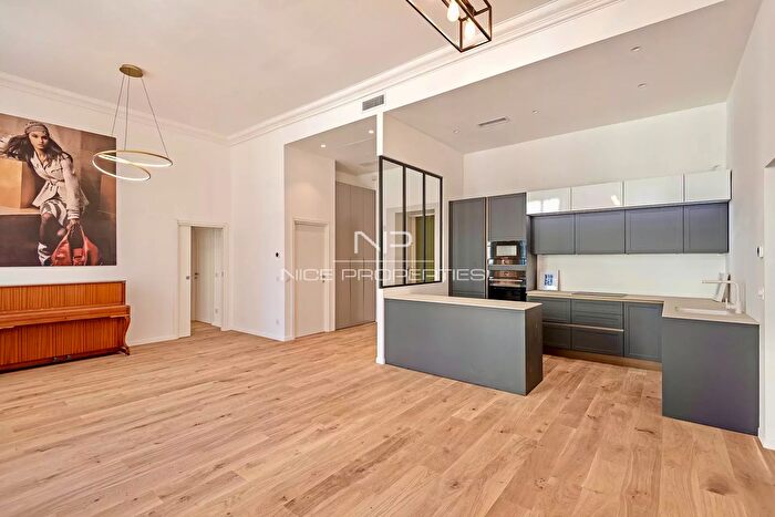 Appartement à vendre - Nice, Carré dor - 4 pièces - 3 chambres