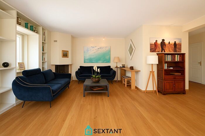 Appartement à vendre - Divonne-les-Bains - 4 pièces - 3 chambres