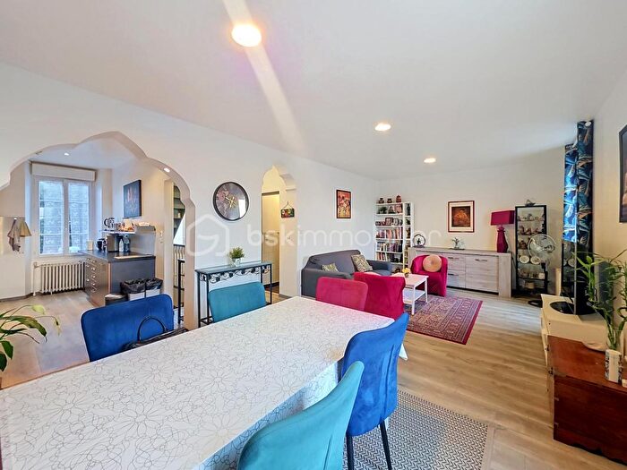 Maison 7 pièces à Champagne-sur-Seine, à vendre
