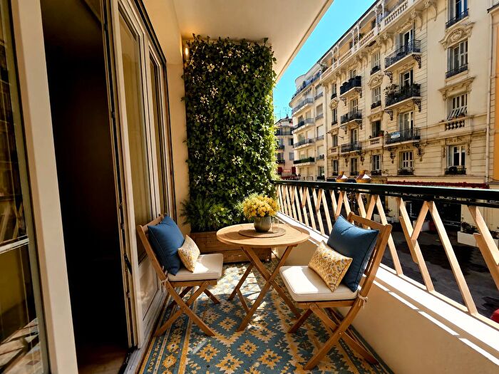 Appartement 3 pièces à vendre à Nice, Carré d'or